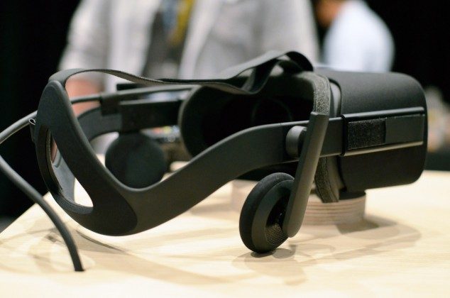 Why the Oculus Rift's Integrated Headphones Might Replace Your Gaming ...