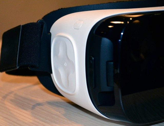 Samsung Gear VR Phone Compatibility, How to Tell Headsets Apart