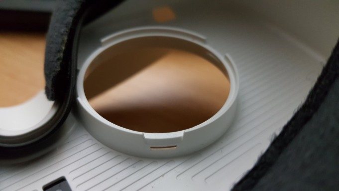 Consumer Gear VR Teardown Reveals Easily Replaceable Lenses
