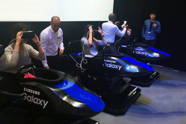 Hands-on: Samsung's New Gear VR for Galaxy Note 7