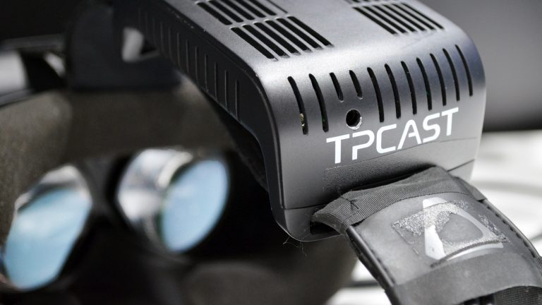 7 Companies Building Wireless VR Technology for High-end Headsets