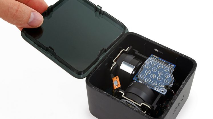 Latest HTC Vives Are Shipping with Tweaked Base Stations, Redesigned ...