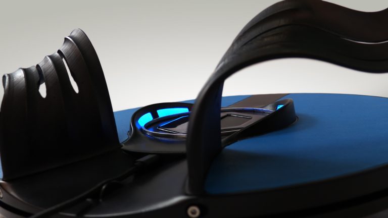 3dRudder Announces Improved 'Blackhawk' VR Foot Controller, Shipping in ...