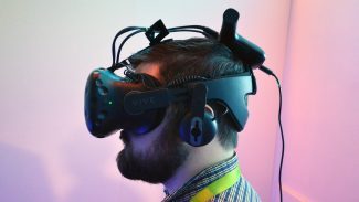 DisplayLink Showing 60GHz Wireless Adapter Reference Design for Oculus Rift