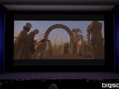 Two Ways to Play Non-VR Games With the Oculus Rift or HTC Vive