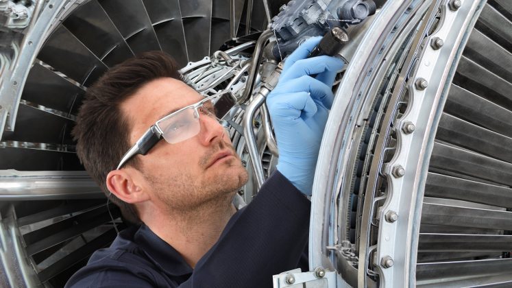 First Look at DigiLens' AR HUD Reference Headset