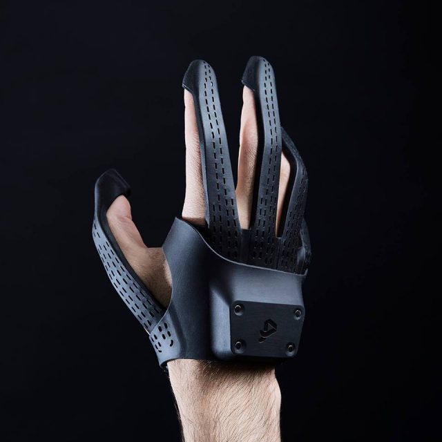 Plexus is a VR Glove With Finger Haptics & Multiple Tracking Standards ...