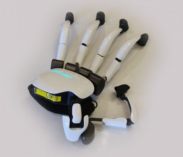 Dexmo Haptic Force-feedback VR Gloves are Compact and Wireless